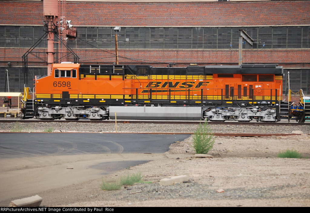 BNSF 6598